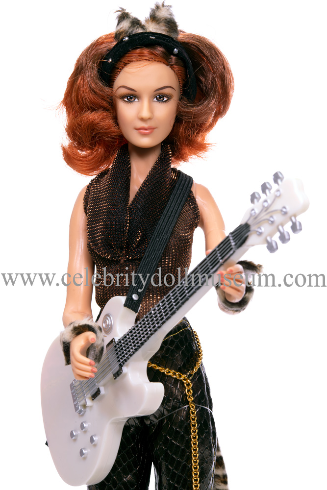 Rachael Leigh Cook 2022